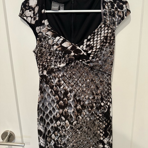 Muse | Dresses | Muse Black And White Bodycon Mini Dress | Poshmark